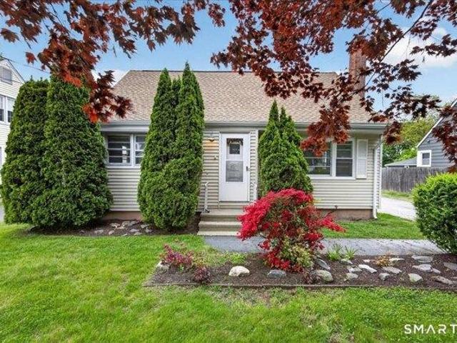 3 bedroom, Fairfield CT 06824 102723913