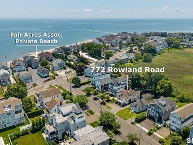 3 bedroom, Fairfield CT 06824 104236425