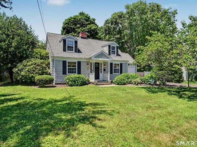 3 bedroom, Fairfield CT 06824 104480051