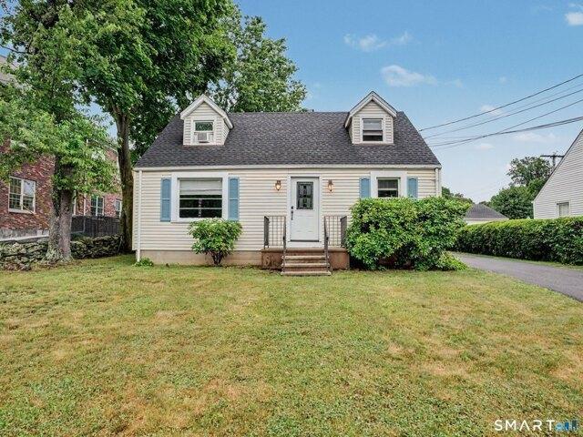 3 bedroom, Fairfield CT 06824 104901390