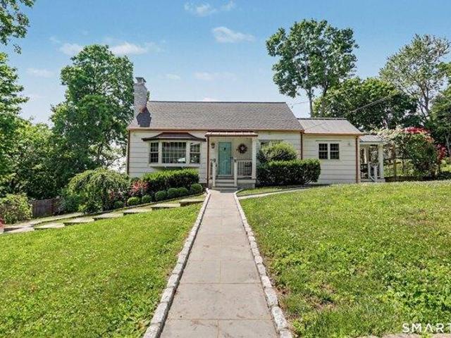 3 bedroom, Fairfield CT 06825 104297689