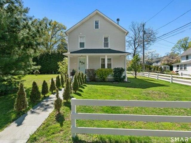 3 bedroom, Fairfield CT 06890 LS102586850