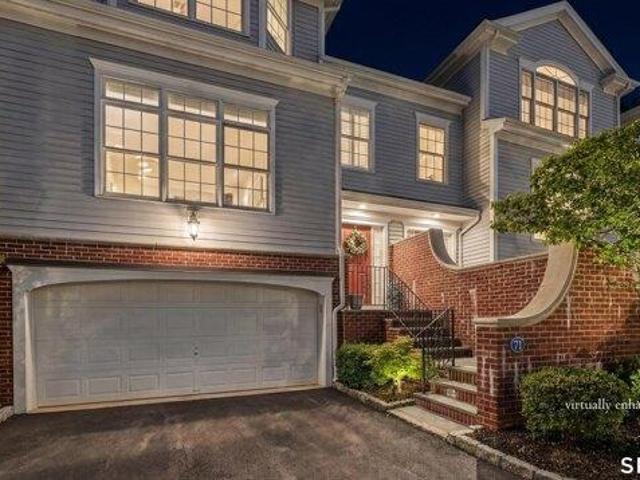 3 bedroom, Fairfield CT 06890 104232572