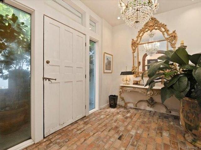 3 bedroom, Fairfield CT 06890 88319132
