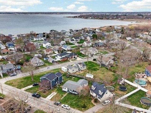 3 bedroom, Fairhaven MA 02719 102670323