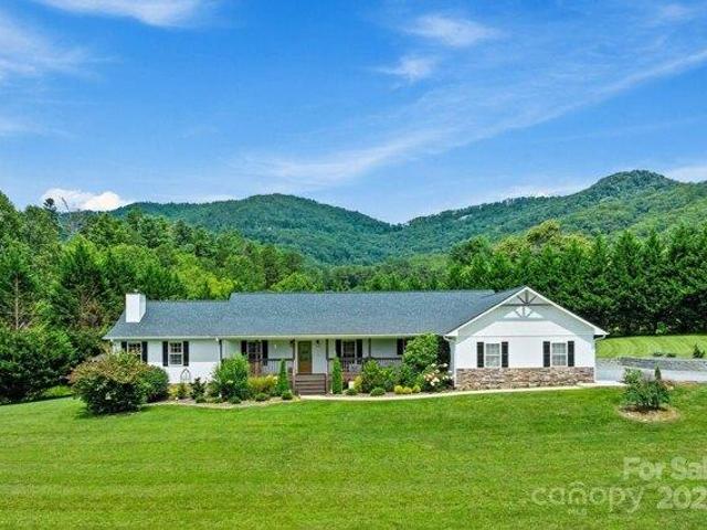 3 bedroom, Fairview NC 28730 93890118