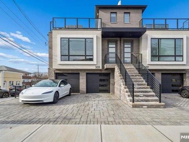 3 bedroom, Fairview NJ 07022 102762051