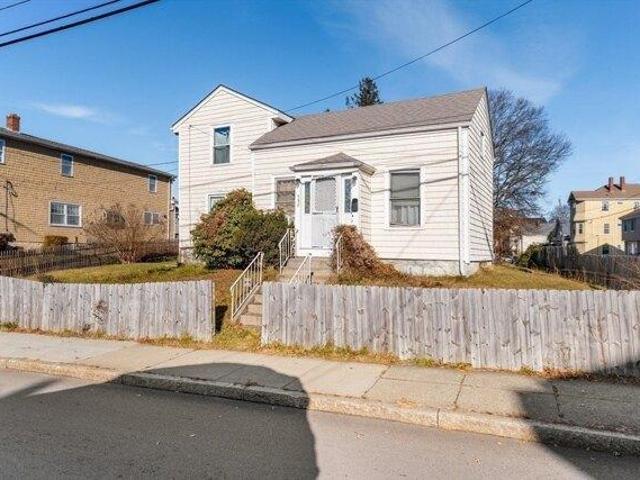 3 bedroom, Fall River MA 02723 102282408