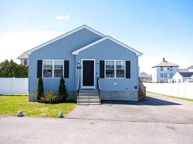 3 bedroom, Fall River MA 02723 103849029