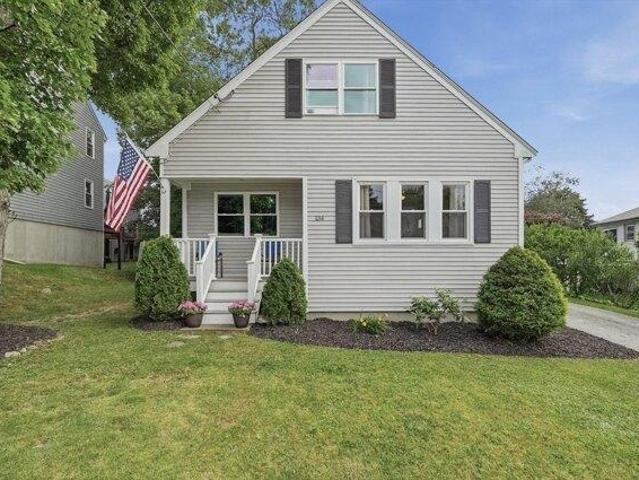 3 bedroom, Fall River MA 02720 104716935