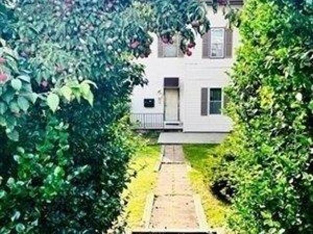 3 bedroom, Fall River MA 02720 104810347
