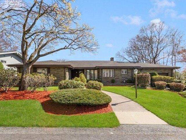 3 bedroom, Fall River MA 02720 LS102156174