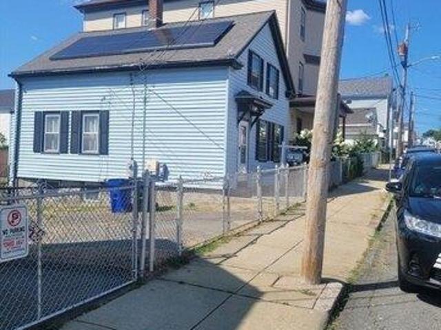 3 bedroom, Fall River MA 02720 LS102212185