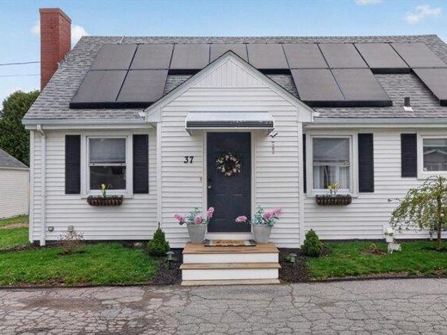 3 bedroom, Fall River MA 02720 LS103075097
