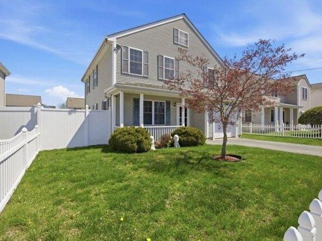 3 bedroom, Fall River MA 02721 102370175