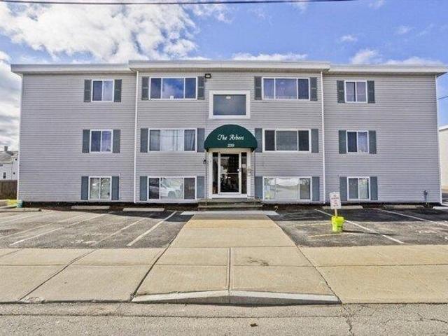 3 bedroom, Fall River MA 02721 104543796