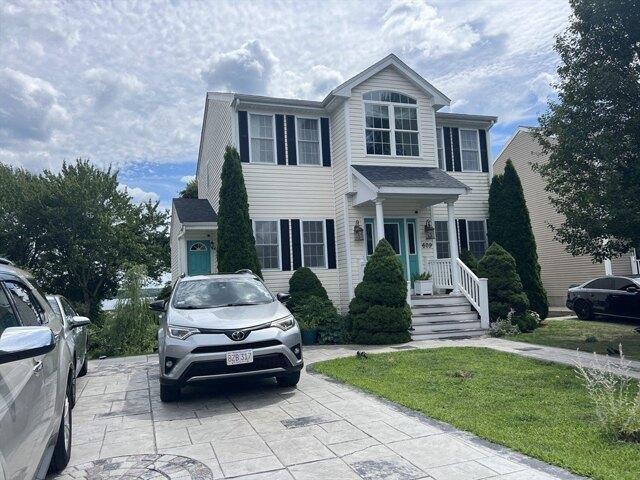 3 bedroom, Fall River MA 02721 105081142