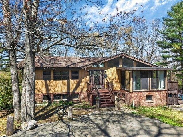 3 bedroom, Fall River MA 02721 105122492