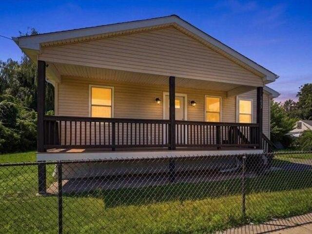 3 bedroom, Fall River MA 02721 105124701