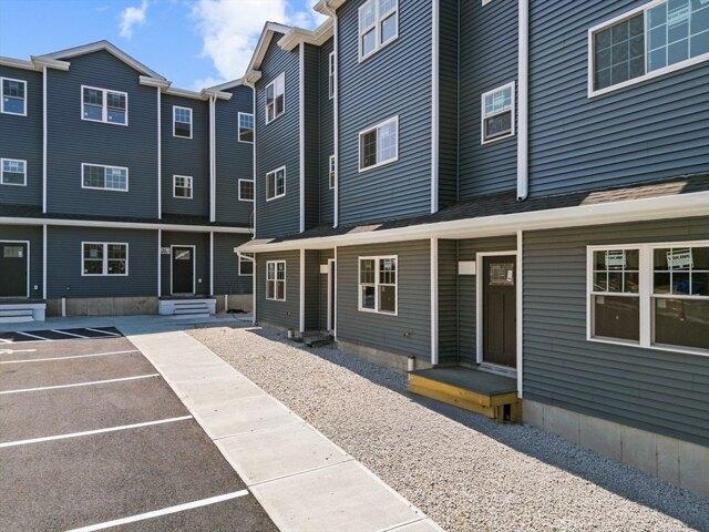 3 bedroom, Fall River MA 02721 LS102370612