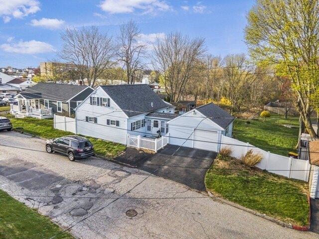 3 bedroom, Fall River MA 02724 LS102779262