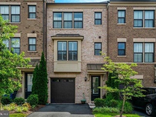 3 bedroom, Falls Church VA 22041 104906156