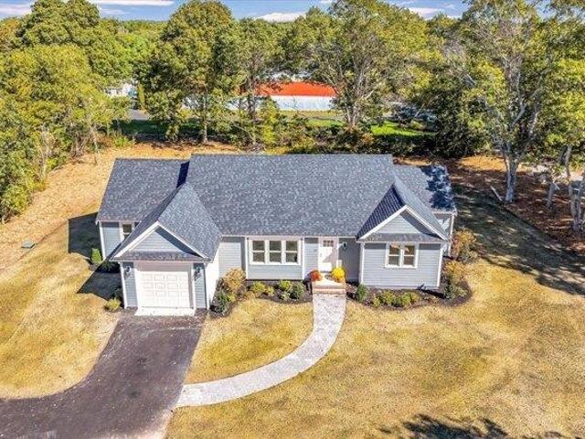 3 bedroom, Falmouth MA 02536 102285539