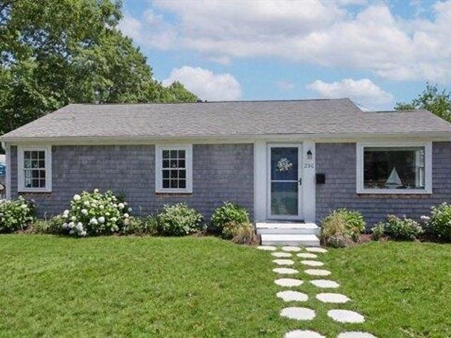 3 bedroom, Falmouth MA 02536 102959744