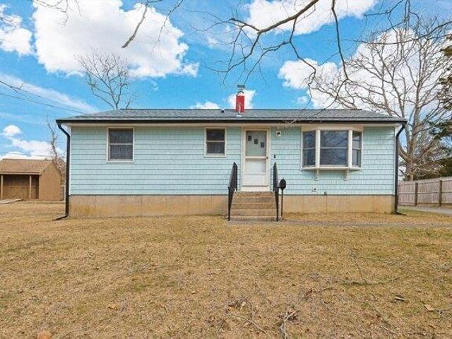 3 bedroom, Falmouth MA 02536 LS102443034