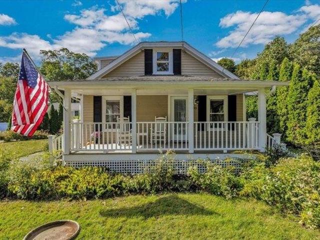 3 bedroom, Falmouth MA 02540 102724981