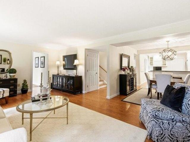 3 bedroom, Falmouth ME 04105 105108427