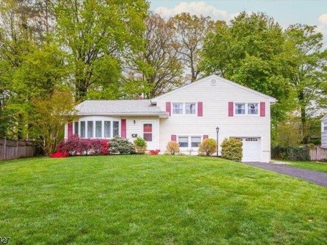 3 bedroom, Fanwood NJ 07023 102028589