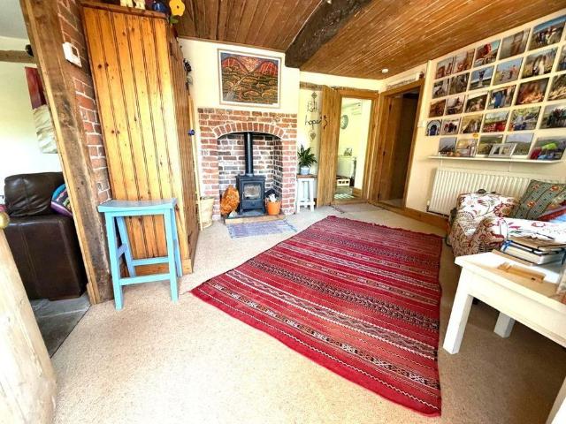 3 bedroom farm house to rent