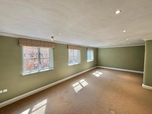 3 bedroom farm house to rent