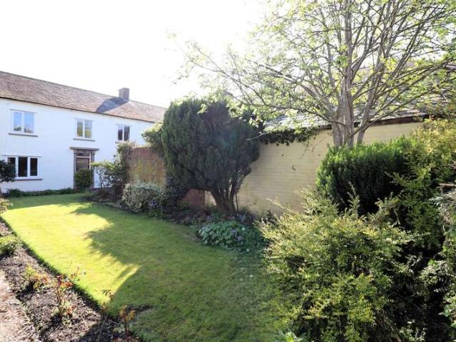3 Bedroom Farm House Character Property