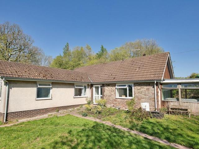 3 bedroom farm house for sale