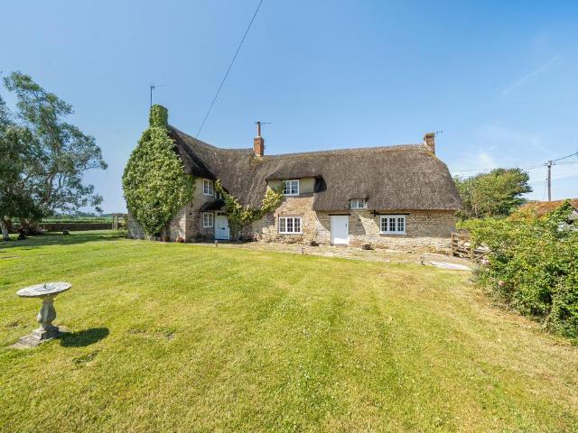 3 bedroom farm house for sale