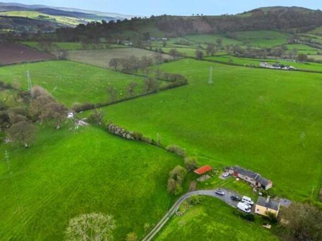 3 Bedroom Farm House For Sale In Druid Farmhouse, Corwen