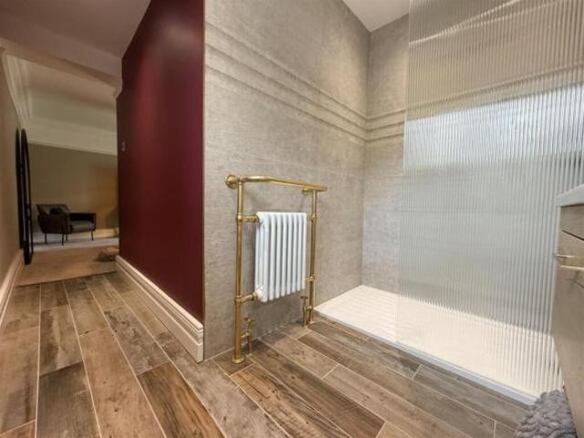 3 bedroom farm house for sale in Skew Hill, Grenoside, S35