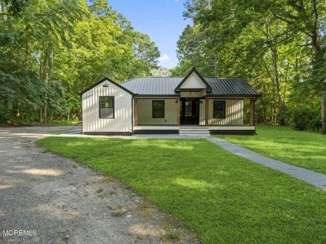 3 bedroom, Farmingdale NJ 07727 104830820
