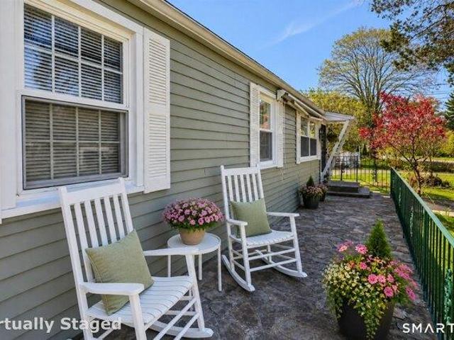 3 bedroom, Farmington CT 06085 102312645