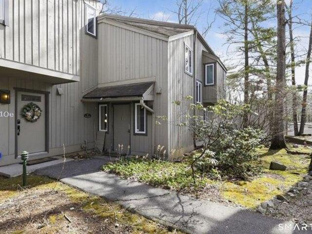 3 bedroom, Farmington CT 06032 102477659