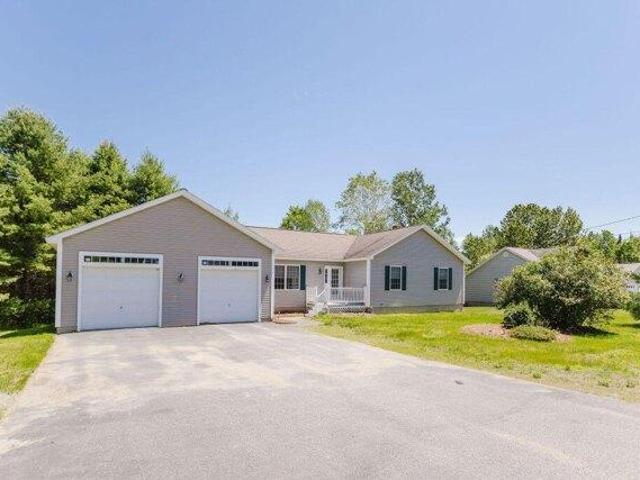 3 bedroom, Farmington ME 04938 103221096