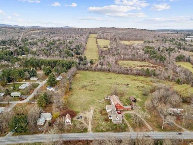 3 bedroom, Farmington ME 04938 104043263