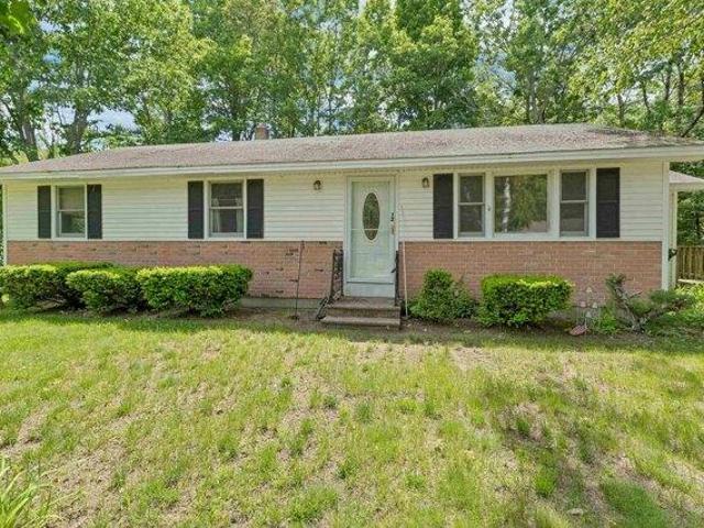 3 bedroom, Farmington NH 03835 104607092
