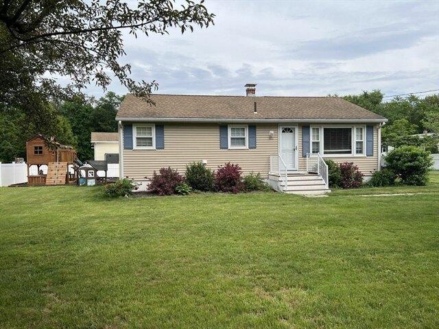 3 bedroom, Fitchburg MA 01420 103434894