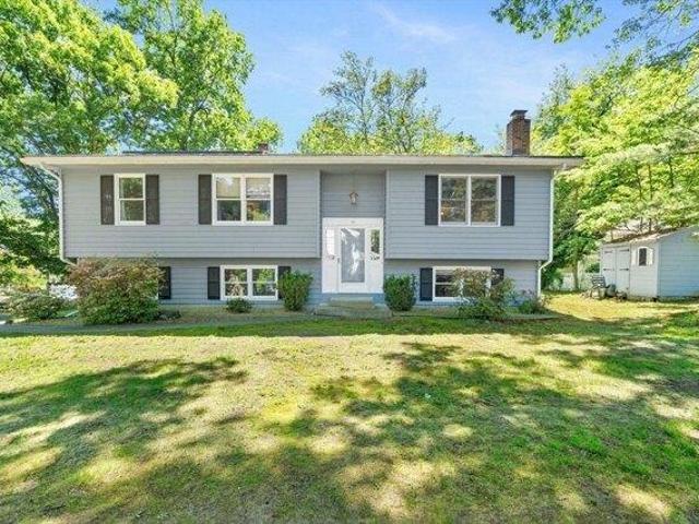 3 bedroom, Fitchburg MA 01420 104788502