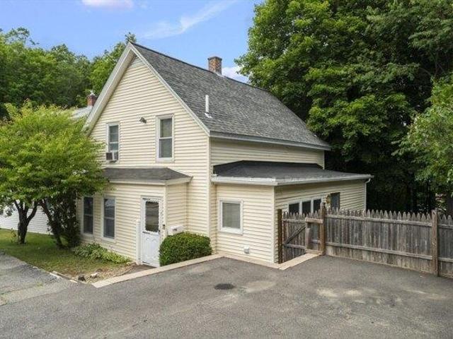 3 bedroom, Fitchburg MA 01420 104853327