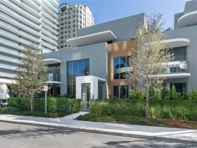 3 bedroom, FL FL 102204420