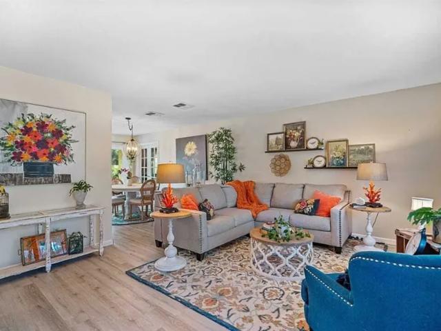 3 bedroom, FL FL 102398875